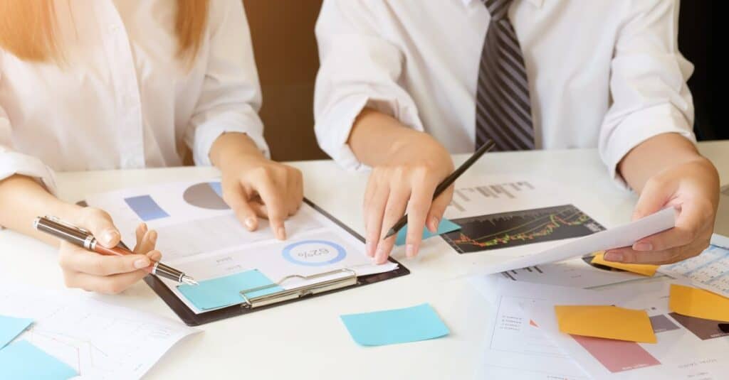 4 Types of Data Analytics to Improve Decision Making | Pragmatic Institute